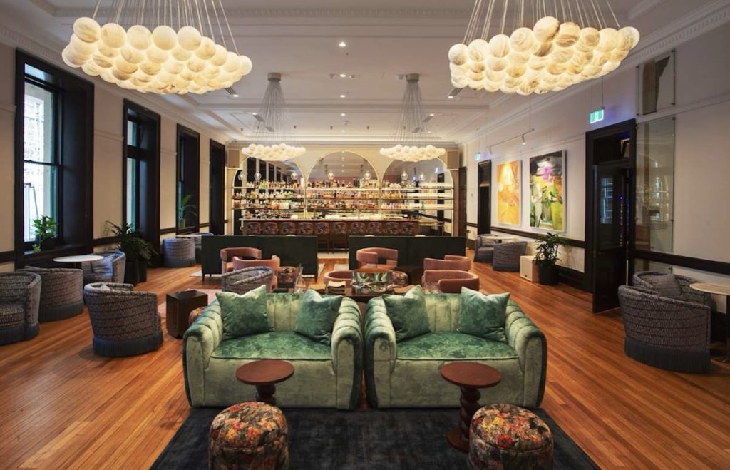 Tapt By Hatch: The One Business Card You Need in Your Life - Melissa Hoyer